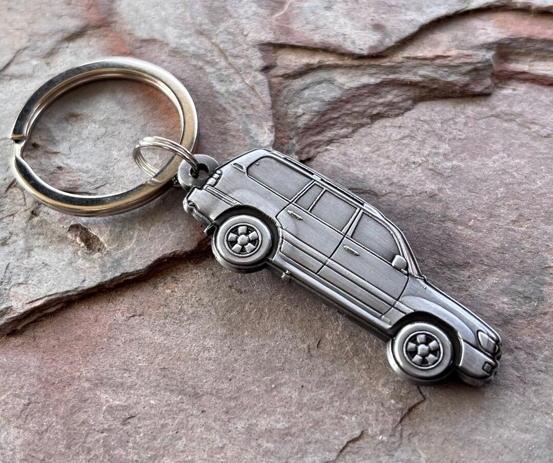 100 Series Land Cruiser Key Chain, LX470 Key Chain, Metal Keychain, 100 ...