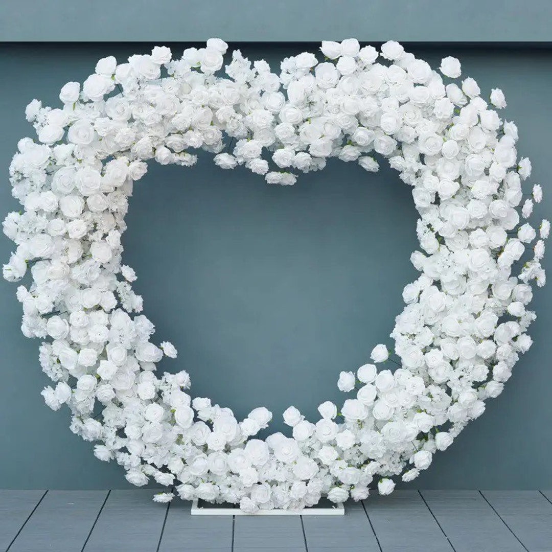 Heart Shape Arch With White Flower Runner Wedding Backdrop Arrangement ...