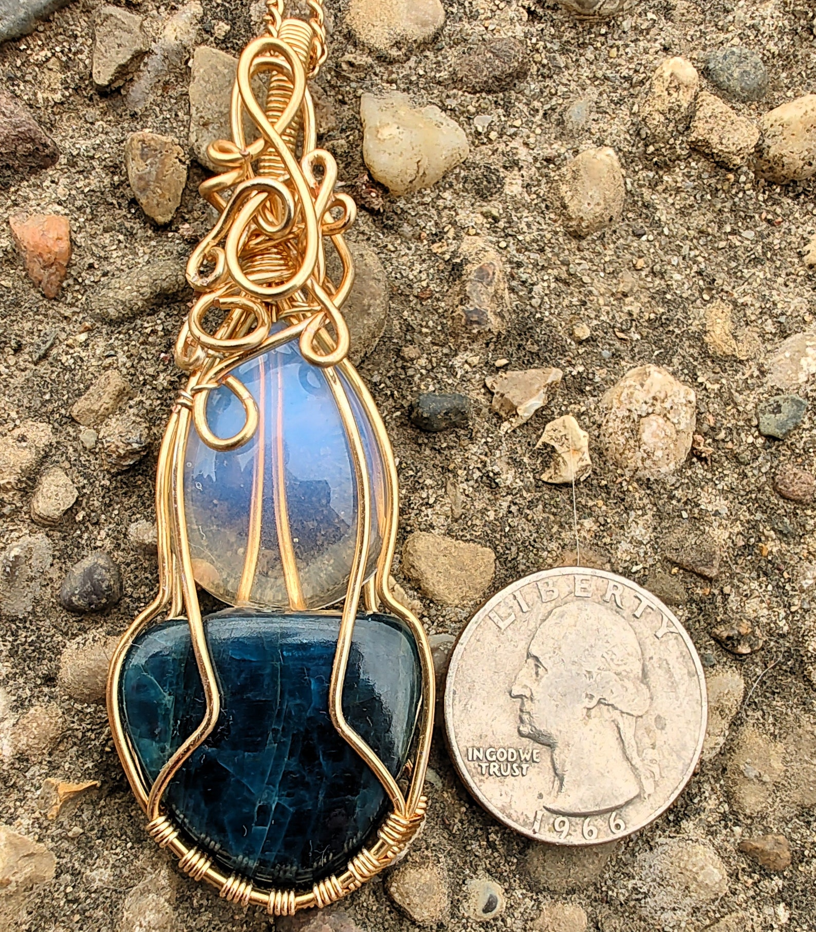 Rare Top Neon Apatite Opalite Glow Stone Gold Copper Victorian Elven ...