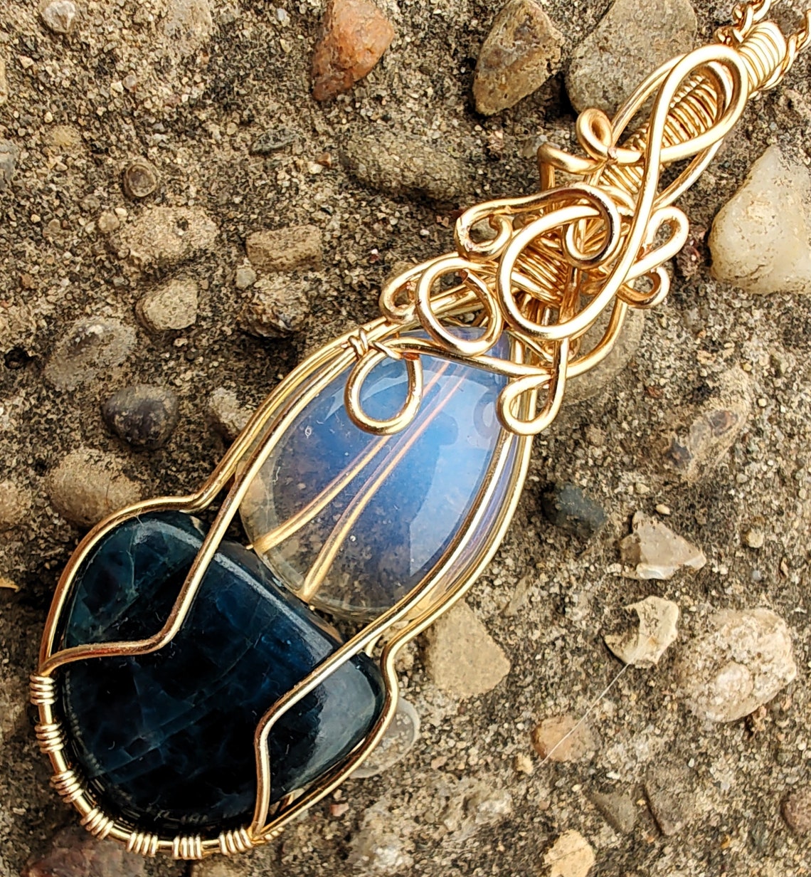 Rare Top Neon Apatite Opalite Glow Stone Gold Copper Victorian Elven ...