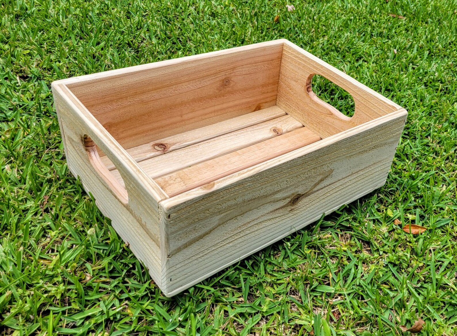 Cedar Crate With Slat Bottom - Etsy