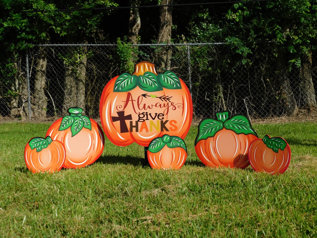 6 Piece Set - Always Give Thanks Pumpkin With 2 Medium Pumpkins and 3 ...