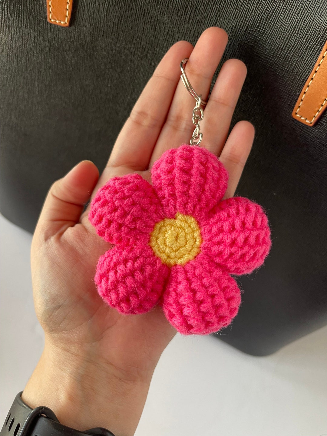 Pink Daisy Crochet Keychain, Pink Flower Keychain - Etsy
