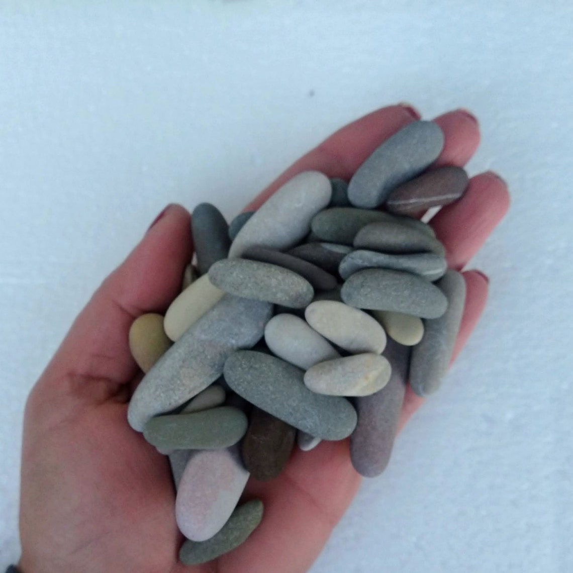40 Flat and Raw Thin Stone Fingers Pebbles Small Stone - Etsy
