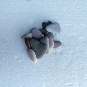 12 Teardrop Shaped Pebbles, Triangle Flat Pebbles, Pebble Art Supply ...