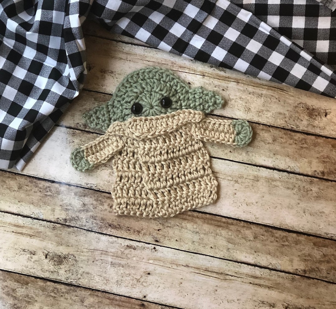 CROCHET PATTERN- Baby Green Alien Applique - Etsy