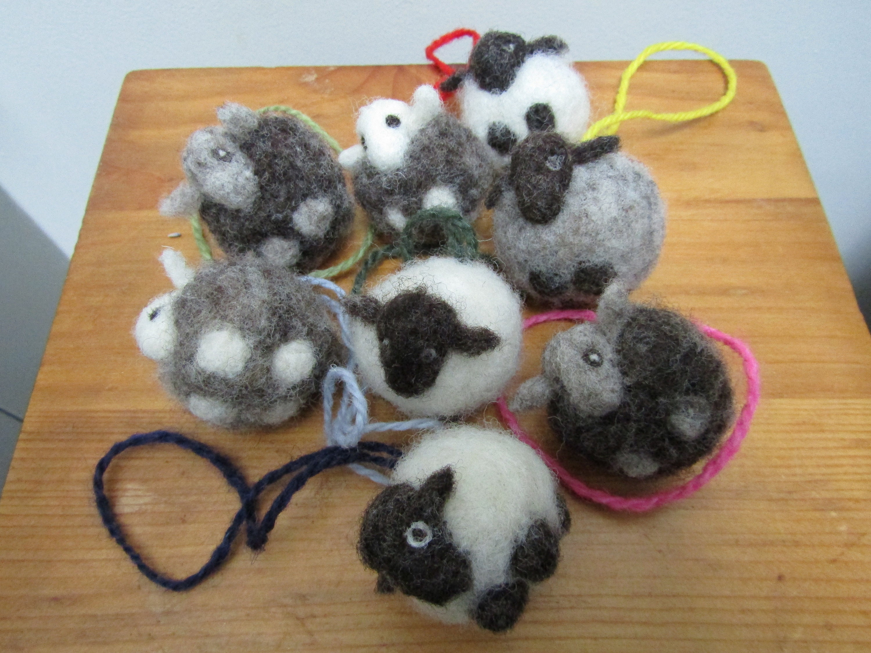 Needle Felted Sheep Bauble Christmas Tree Decoration - Etsy