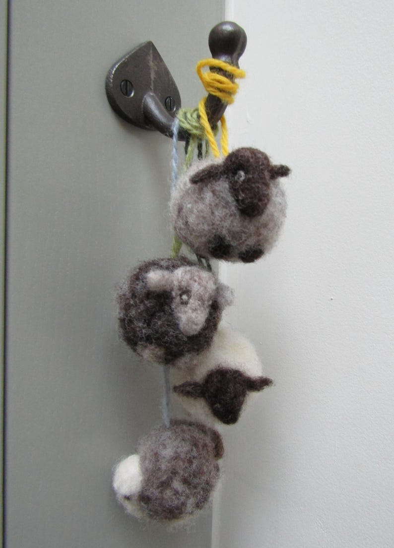 Needle Felted Sheep Bauble Christmas Tree Decoration - Etsy