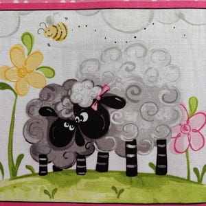 Susybee FLOWERS & BEES Panel Pink Yellow Lal the Lamb Clothworks 100% ...