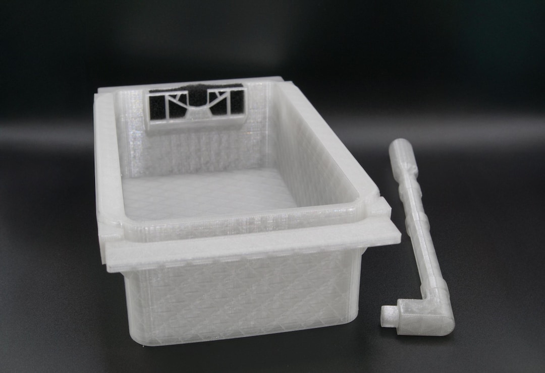 New! Modular Air Powered Aquarium Breeder Box and Fry Tray | Isolation ...