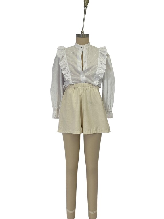 white cotton eyelet lace prairie blouse 70s boho ruff… - Gem