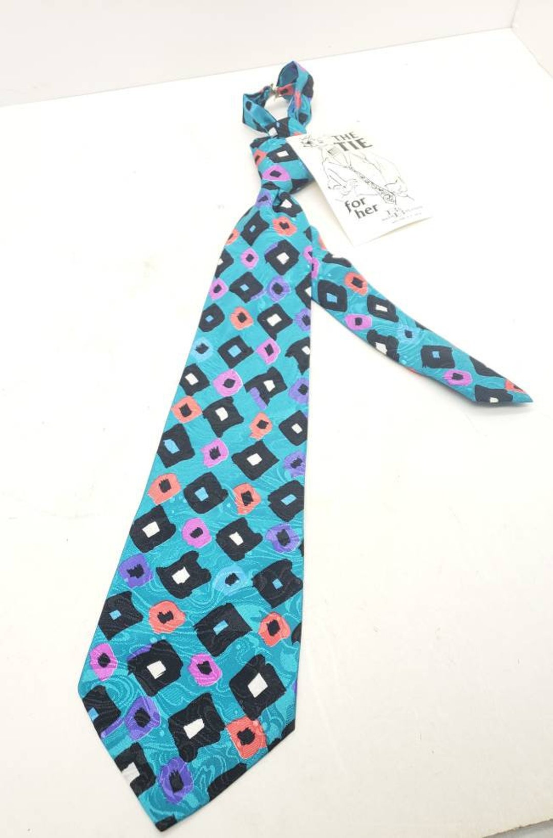 The Tie for Her Baar & Beards New York Neck Tie, Collectible NY Fashion ...