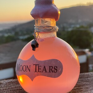 Color Changing Potion, Moon Tears, RPG, Fantasy, LARP Rose/pearl Potion ...