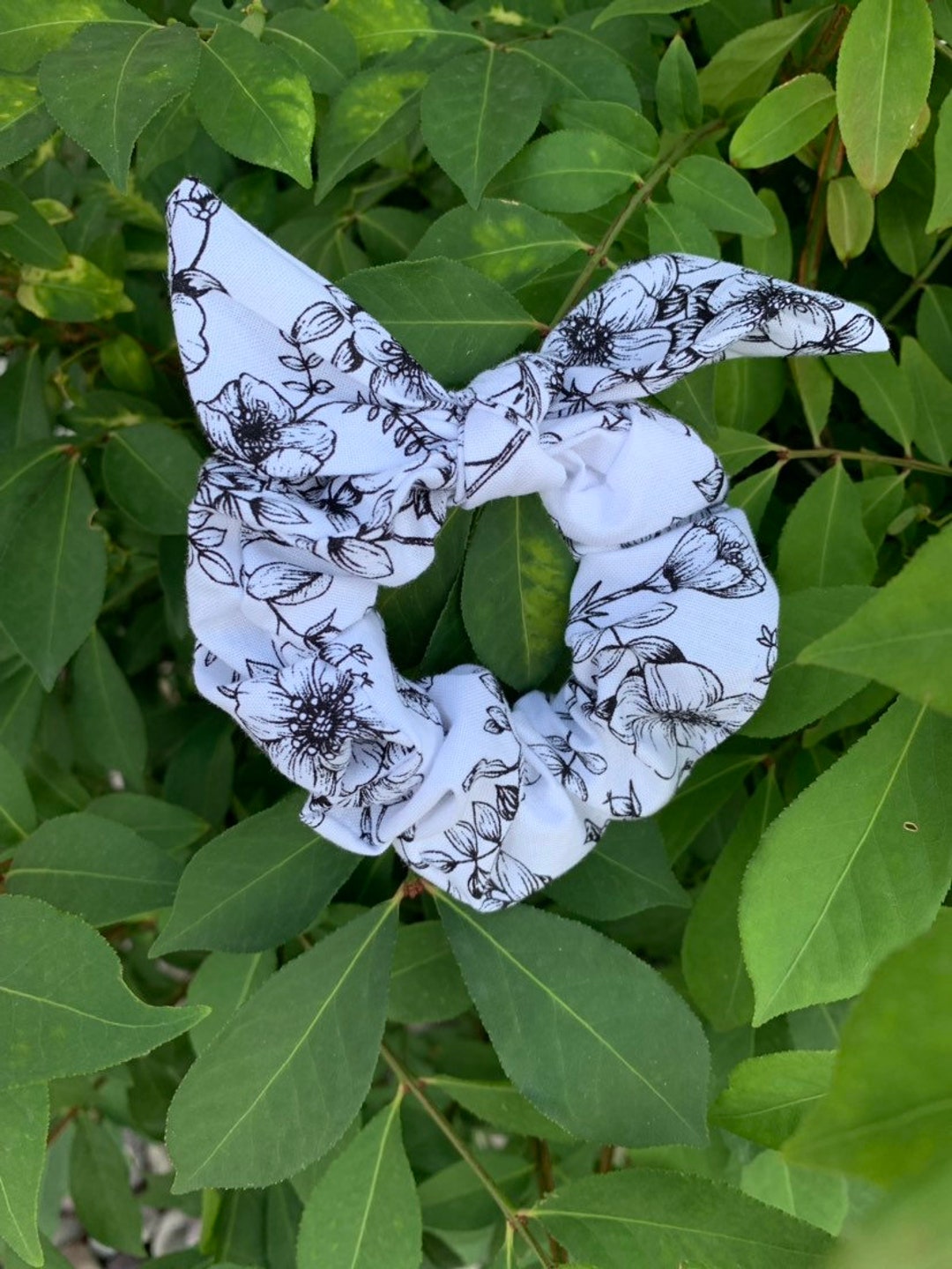 Black and White Hair Scrunchie Combo Pack, Black Hair Scarf Scrunchie ...