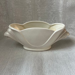 Vintage Art Deco Bretby Pottery White Classical Ribbed Rose Bowl Urn ...