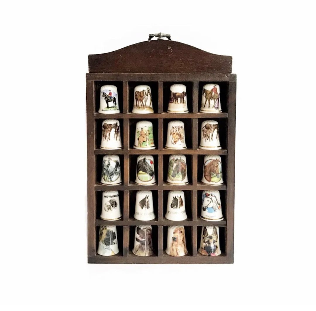 20 Vintage Decorative Sewing Thimbles in Case Display Shelf Showcase ...