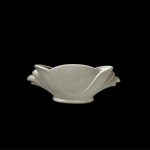 Vintage Art Deco Bretby Pottery White Classical Ribbed Rose Bowl Urn ...