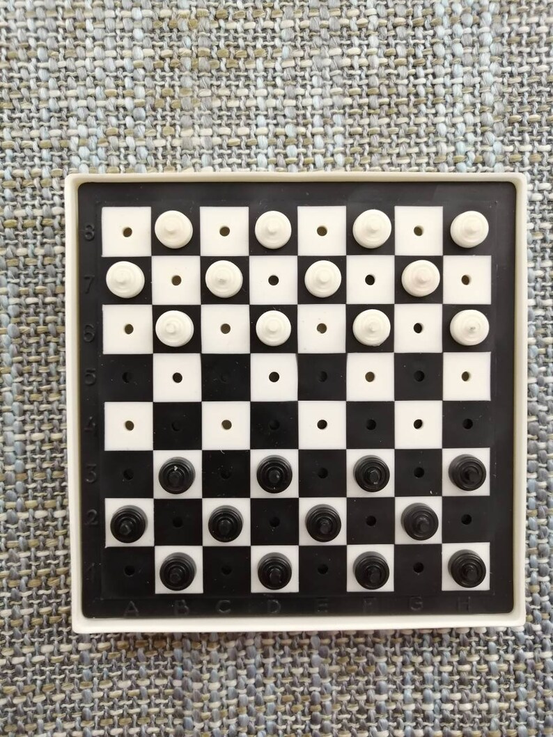 Vintage Plastic Mini Checkers / Retro Plastic Pocket Checkers | Etsy