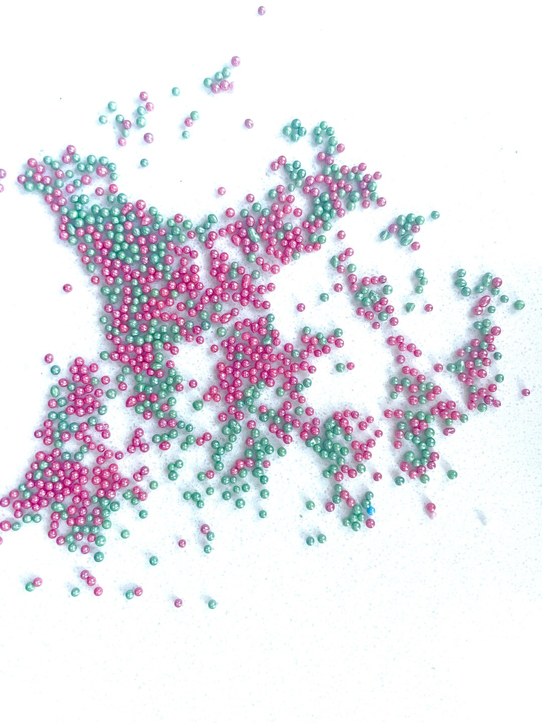 Green/red Cake Sprinkles - Green/red Cake Sprinkle - Tiny Pearls ...