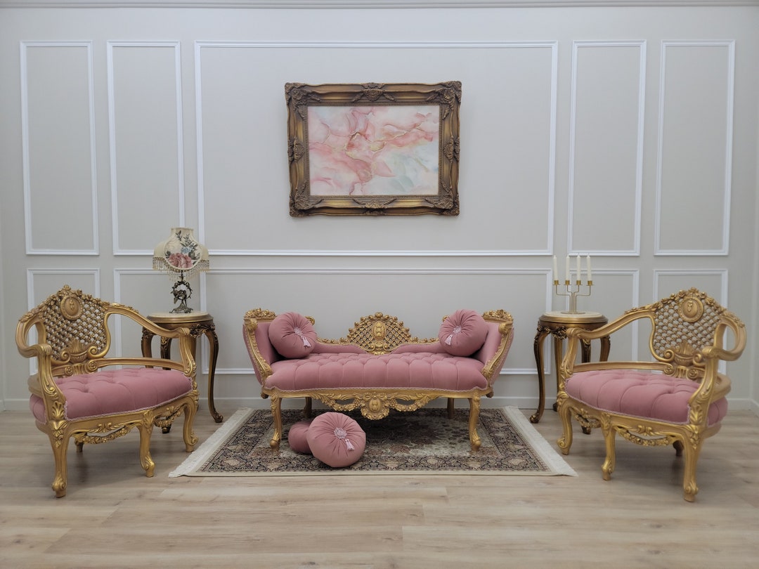 French Style / Aged Gold Leaf /hand Carved Wood Frame/ Tufted Rose ...