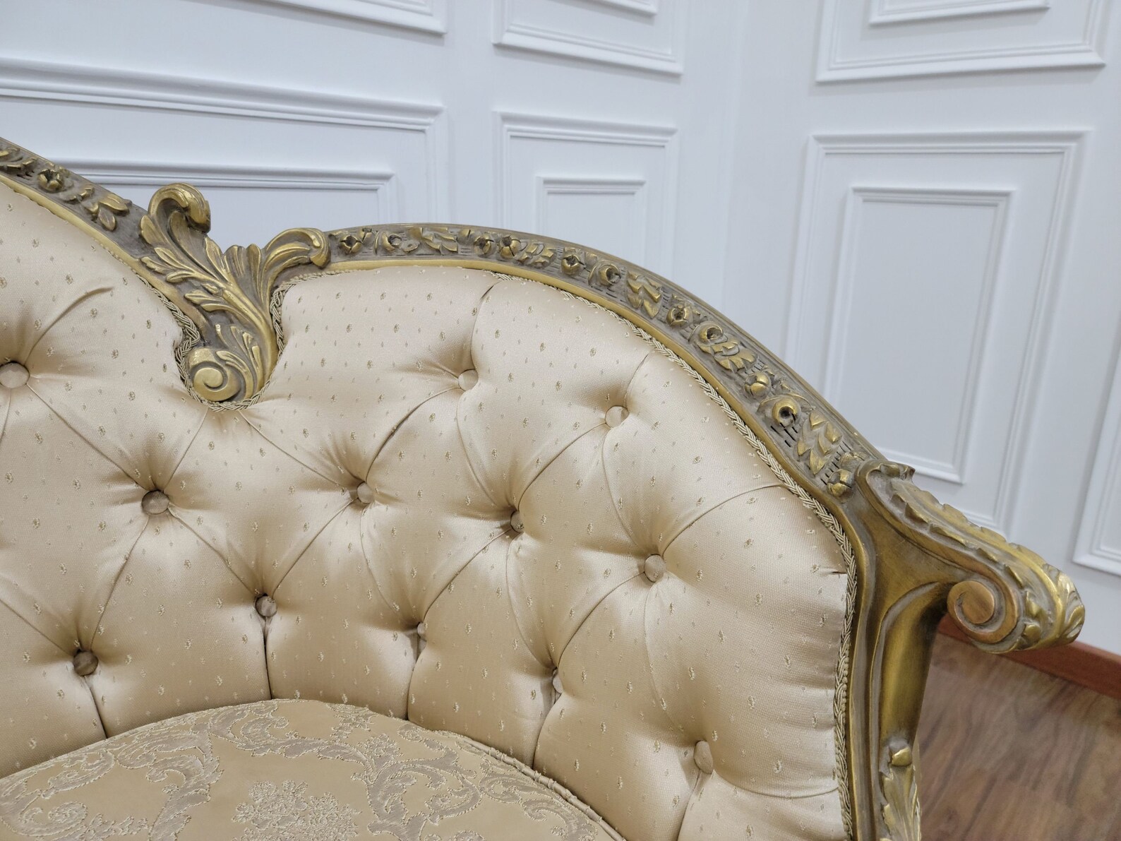 French Style/ Vintage Finish 24k Gold Leaf /hand Carved - Etsy