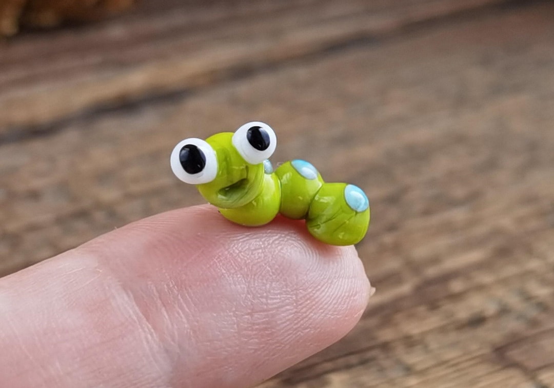 TINY GLASS ANIMALS Caterpillar Figurine Miniature Caterpillar Glass ...