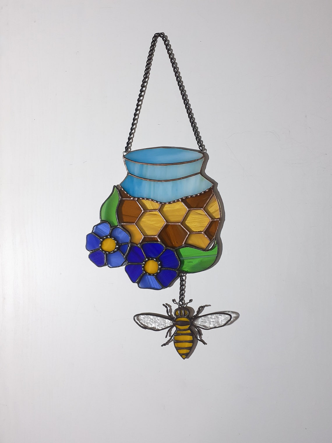 Bee Stained Glass Daffodil Stained Glass Bee Suncatcher - Etsy