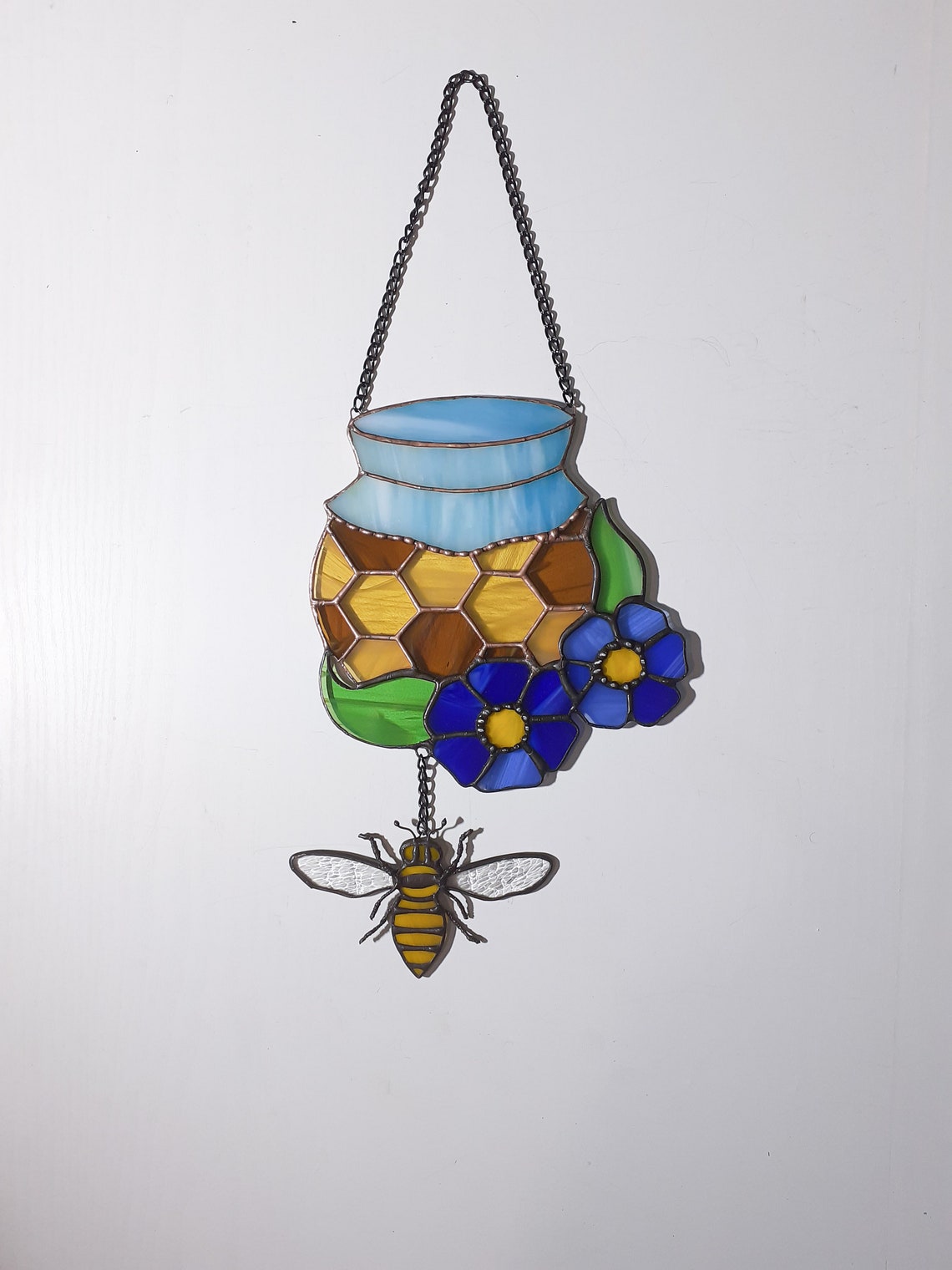 Bee Stained Glass Daffodil Stained Glass Bee Suncatcher - Etsy