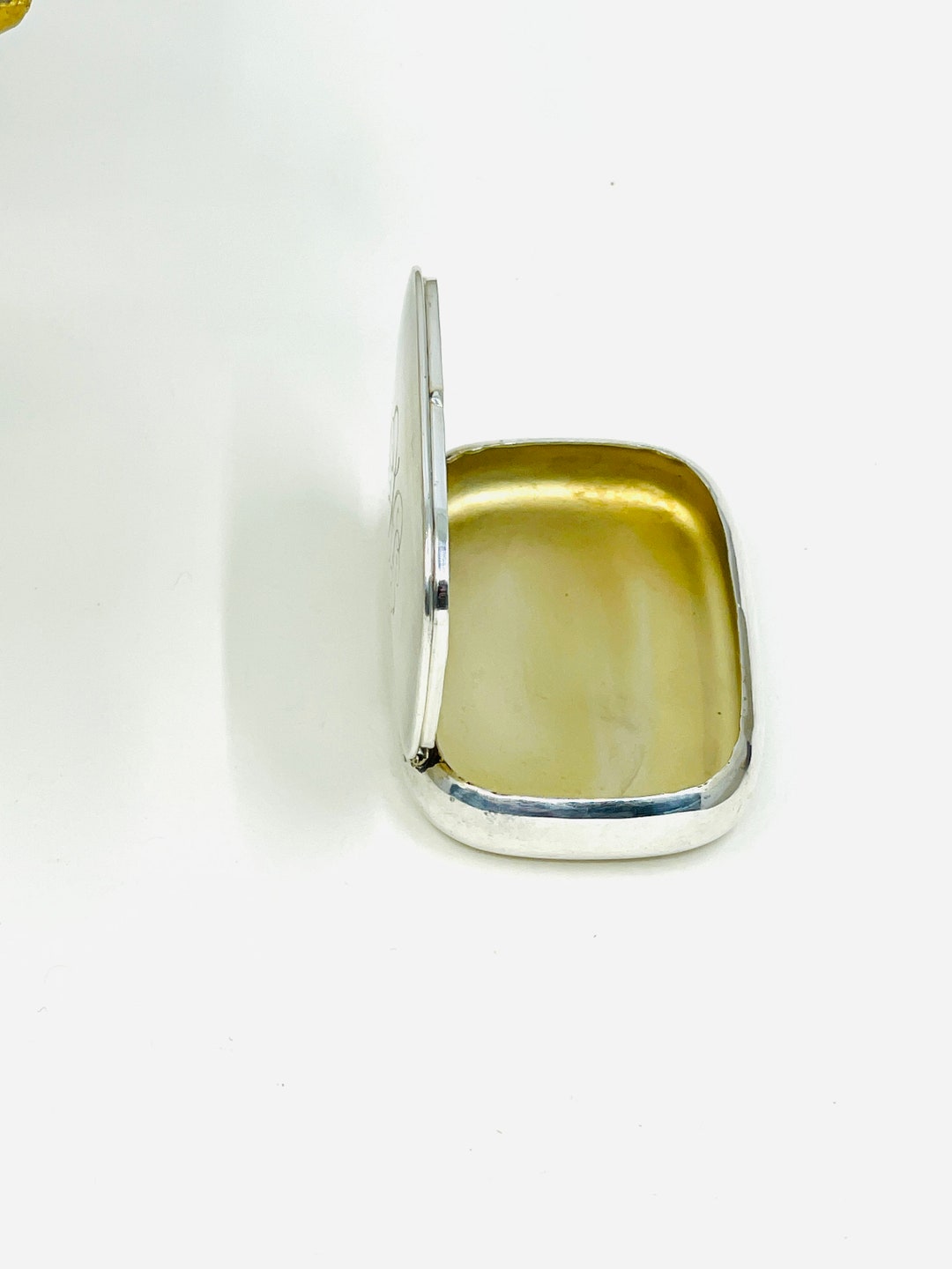 Vintage Sterling Silver Pill Box. - Etsy