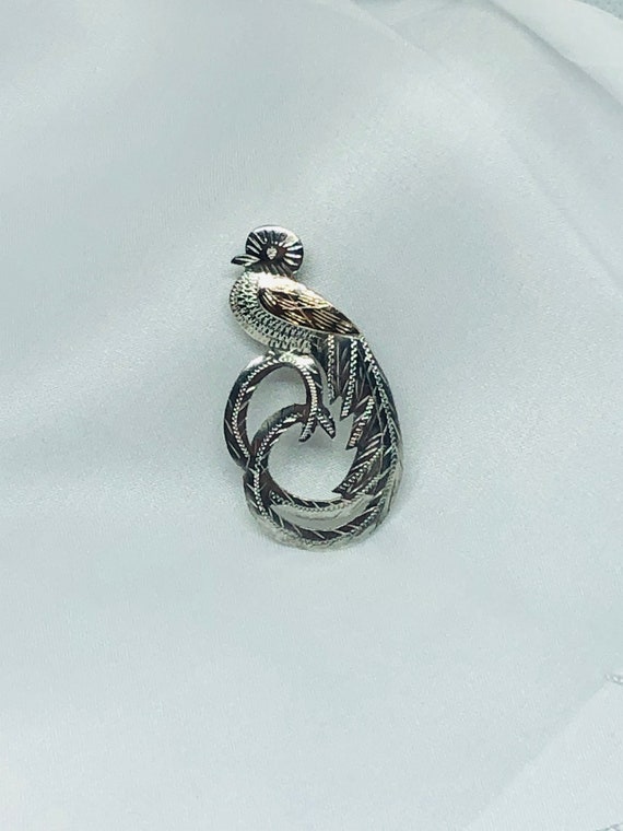 Vintage Exotic Bird Sterling Silver Brooch. - Gem