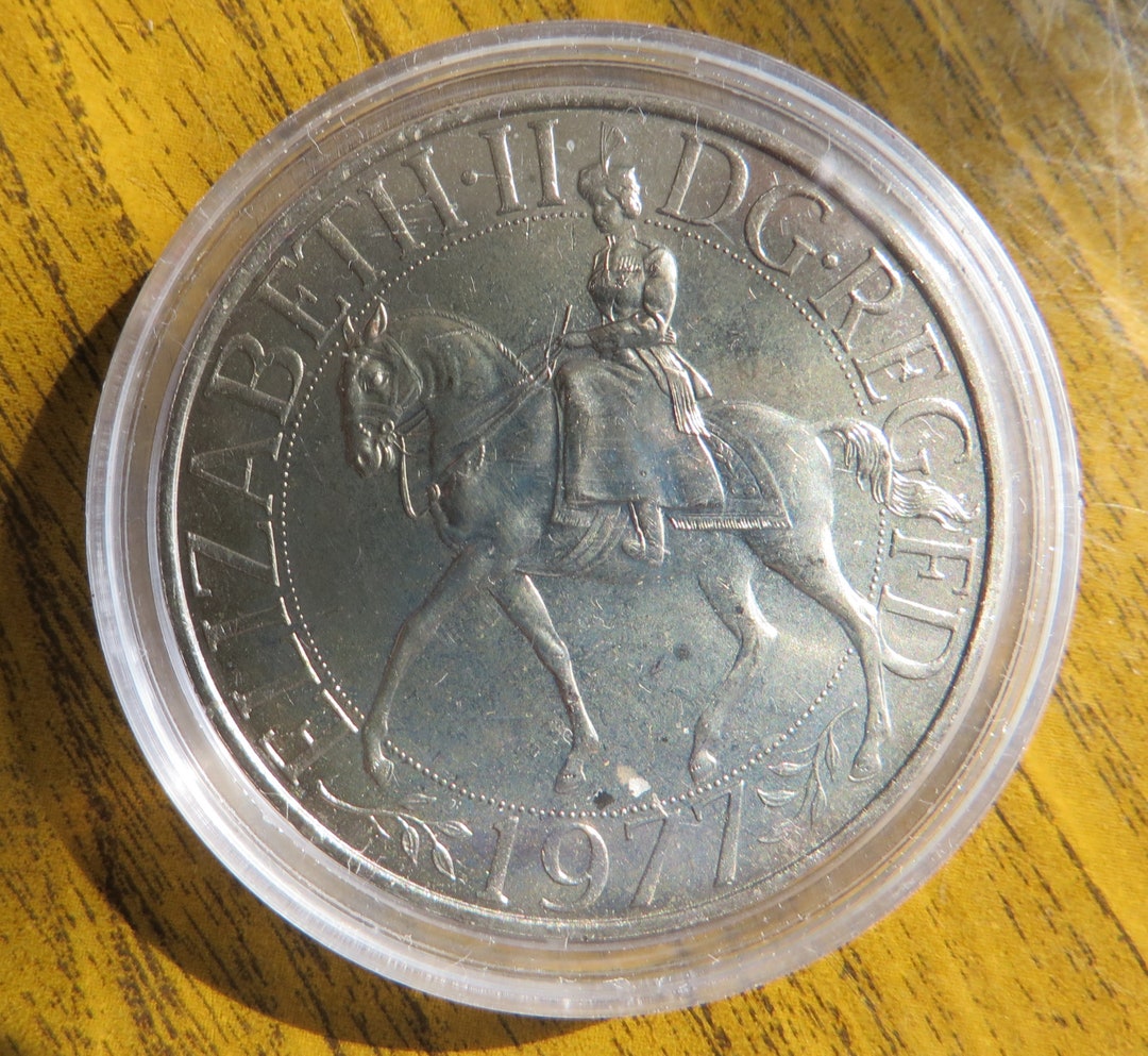 1977 QUEENS SILVER JUBILEE - Crown Coin - Etsy