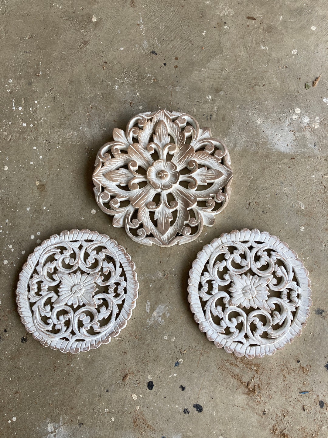 Circular Wood Carved Panels in Set of 3 Whitewash Wall - Etsy