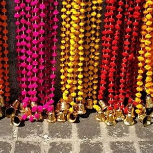 Bell String Garland for Decoration Wedding & Party Backdrop String, Pom ...