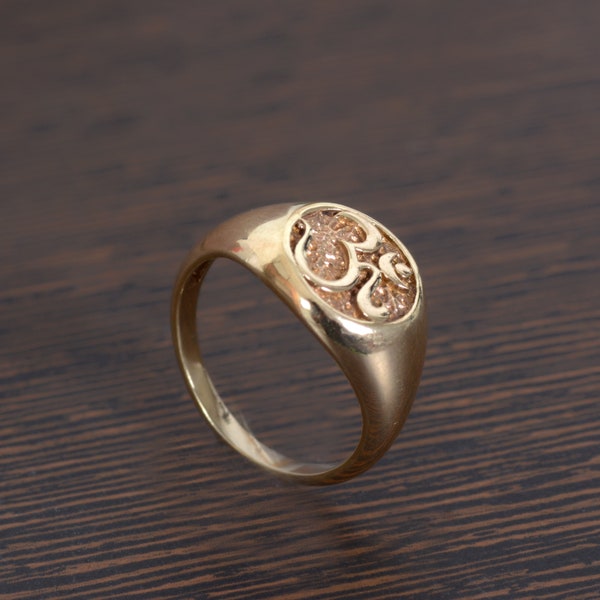 Om Ring - Etsy