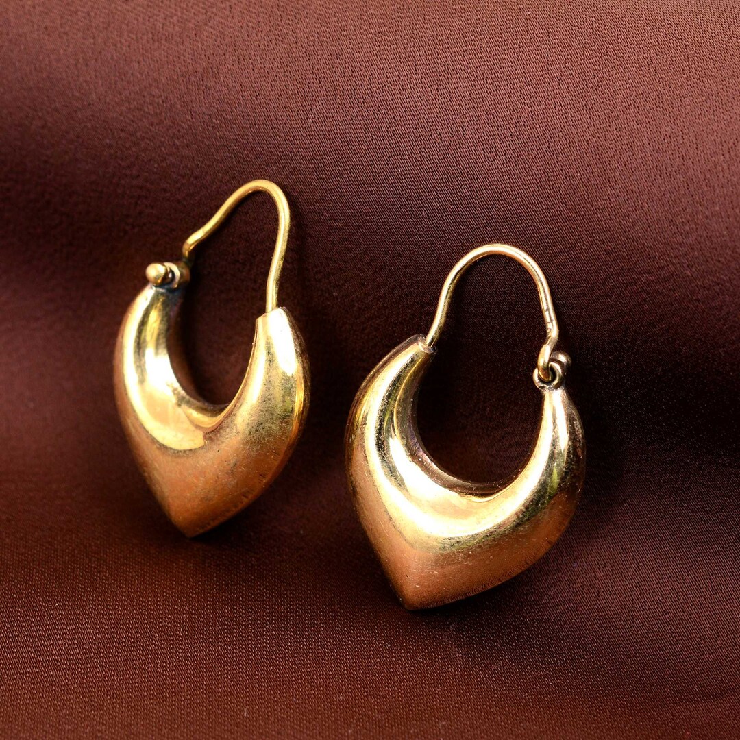 Gold V Shaped Hoops, Teardrop Hoop, Puffed Pointed Post Earrings, Water ...