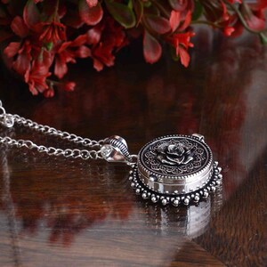 Vintage Poison Box Pendant, Handmade Poison Box Pendant, Silver Plated ...