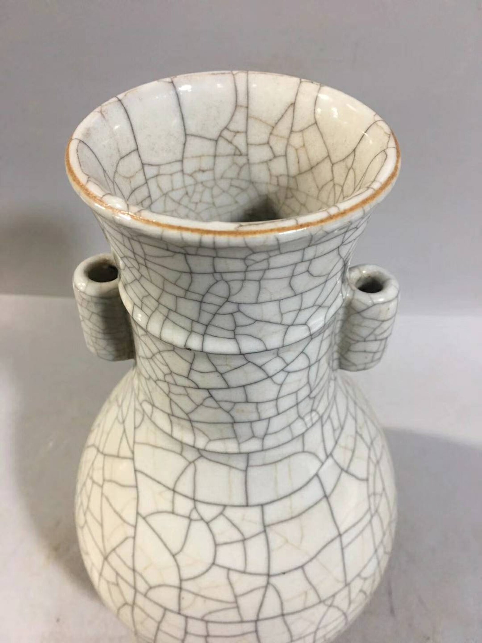 Chinese Song Dynasty Guan Ware Style Porcelain Crackle Glaze Vase With ...