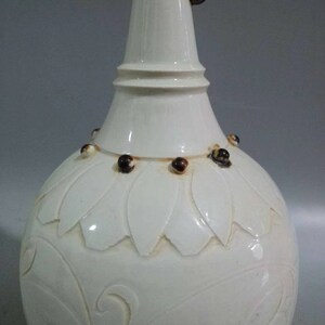 Song Dynasty Ding Ware Style Porcelain White Glaze Vase,chicken Head ...
