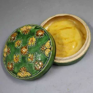 Qing Dynasty or Minguo Style Tri Colored Glazed Pottery Powder - Etsy