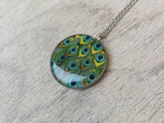 Resin necklace designs store