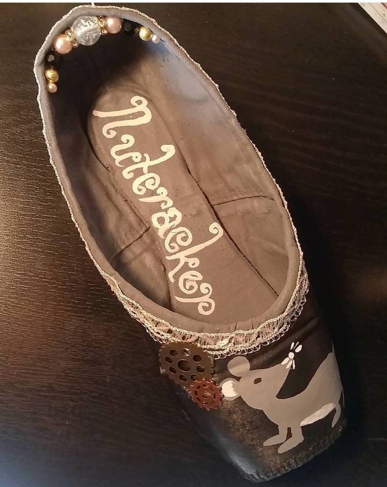 Mouse (decorated Pointe Shoe) - Etsy