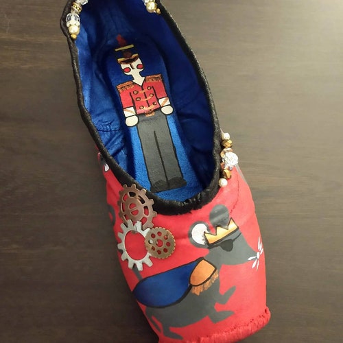 Nutcracker Shoe decorated Pointe Shoe - Etsy