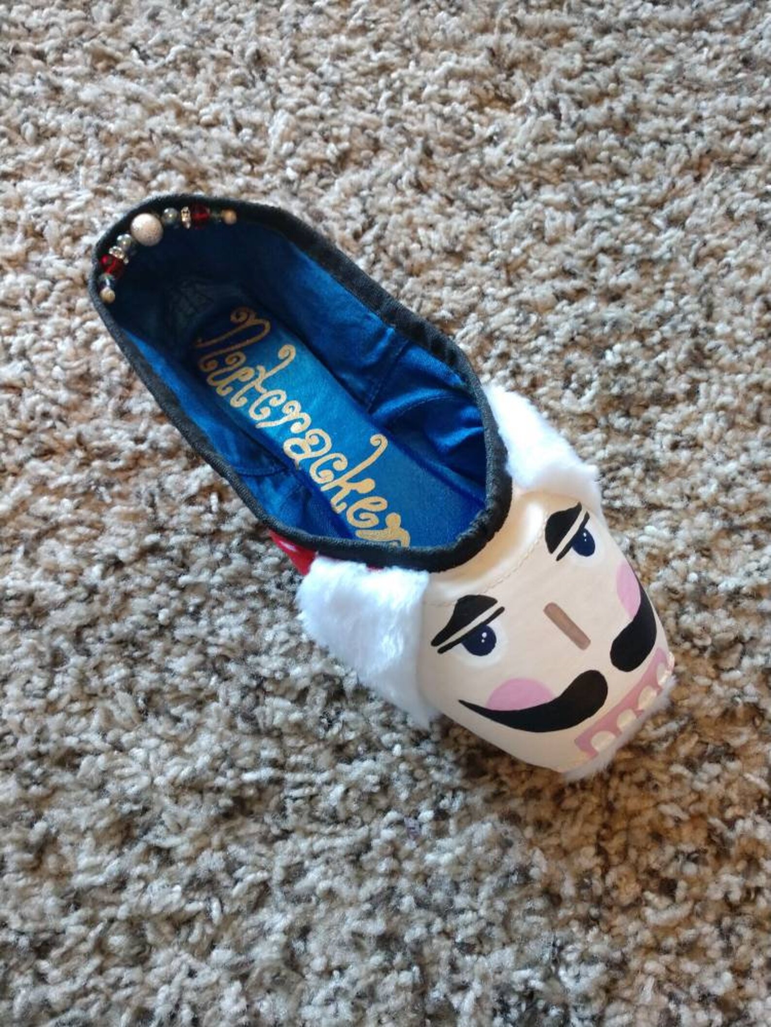 Nutcracker Shoe (decorated Pointe Shoe) - Etsy