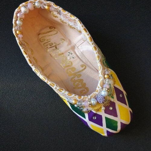 Nutcracker Shoe decorated Pointe Shoe - Etsy