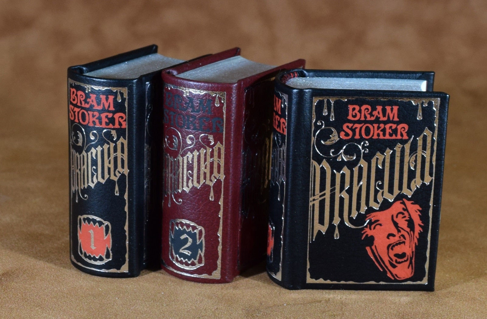Bram Stoker's Dracula 3-volume Set Miniature Book - Etsy