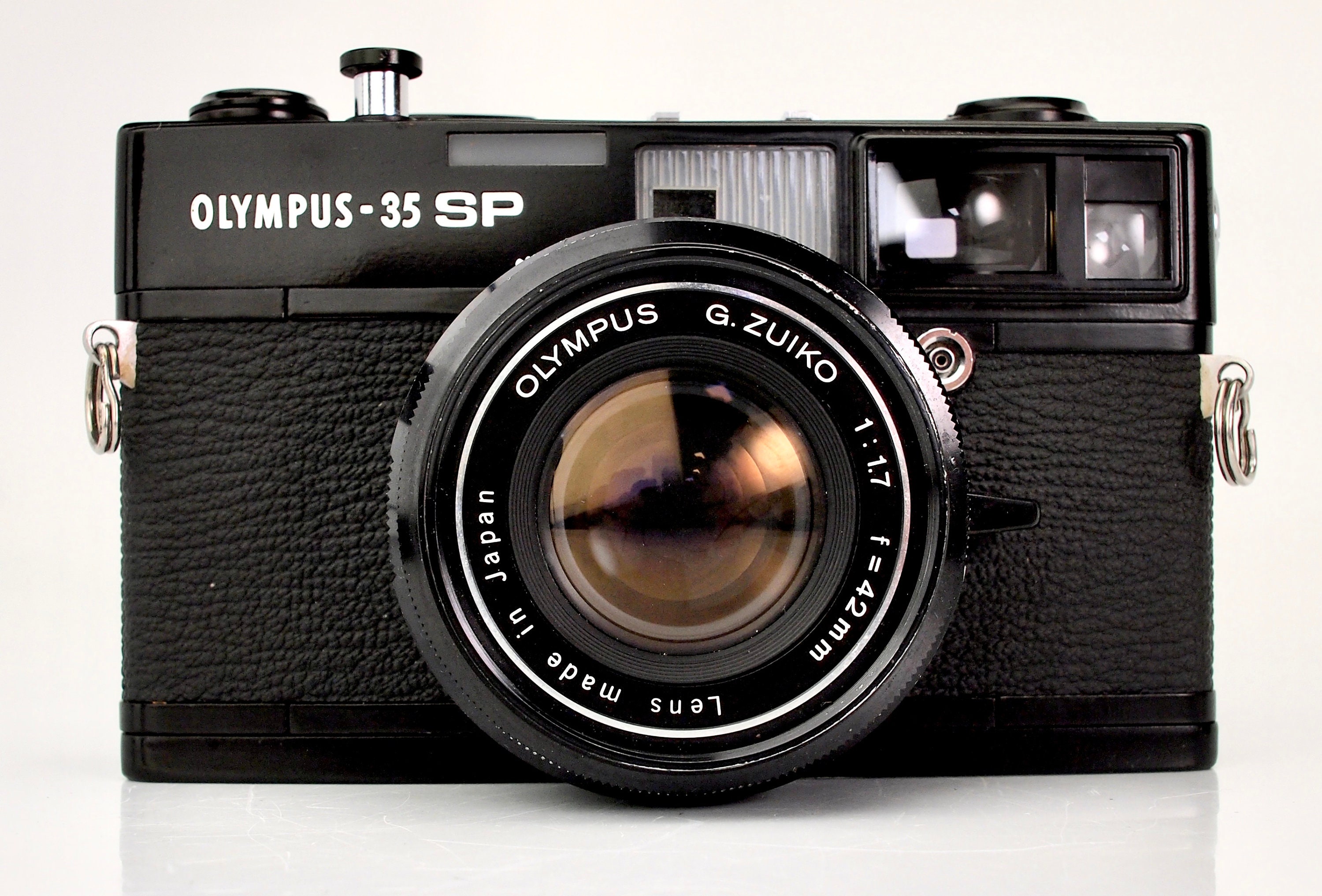 Olympus 35 SP Rangefinder Film Camera Zuiko 42mm F/1.7 Fast Olympus 35 SP Rangefinder Film Camera Zuiko 42mm F/1.7 Fast