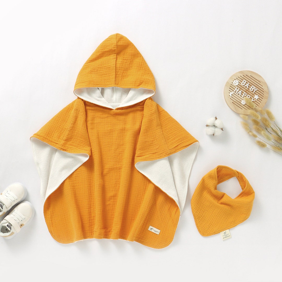 Tiny Alpaca | Organic Cotton Baby Poncho & Bib Set | 68x68 Cm | Gender ...