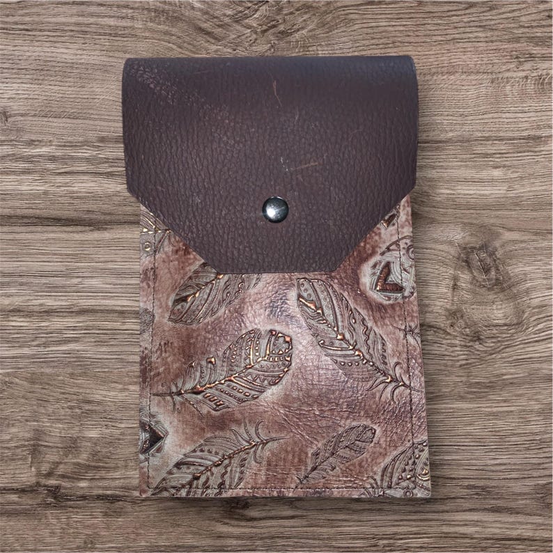 Leather Rear Cinch Phone Holder – Handmade Western Saddle Cell Phone ...