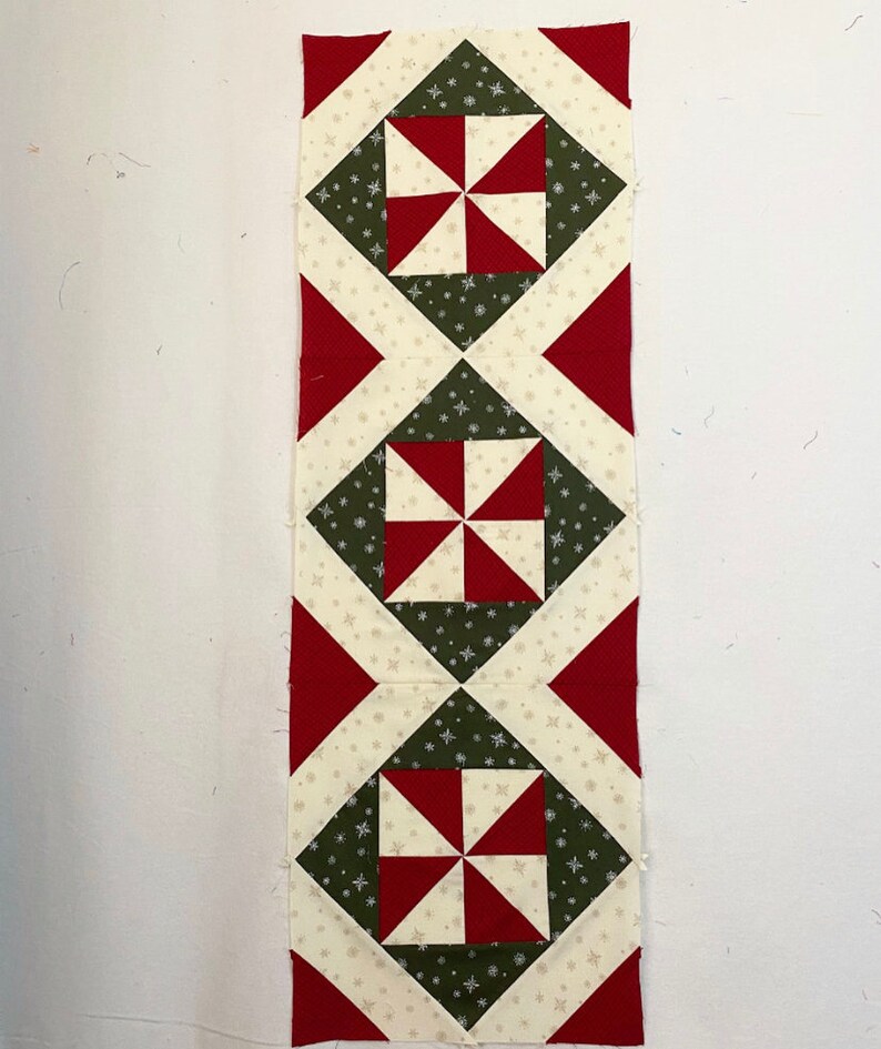 Peppermint Twist Table Runner PDF Quilt Pattern - Etsy