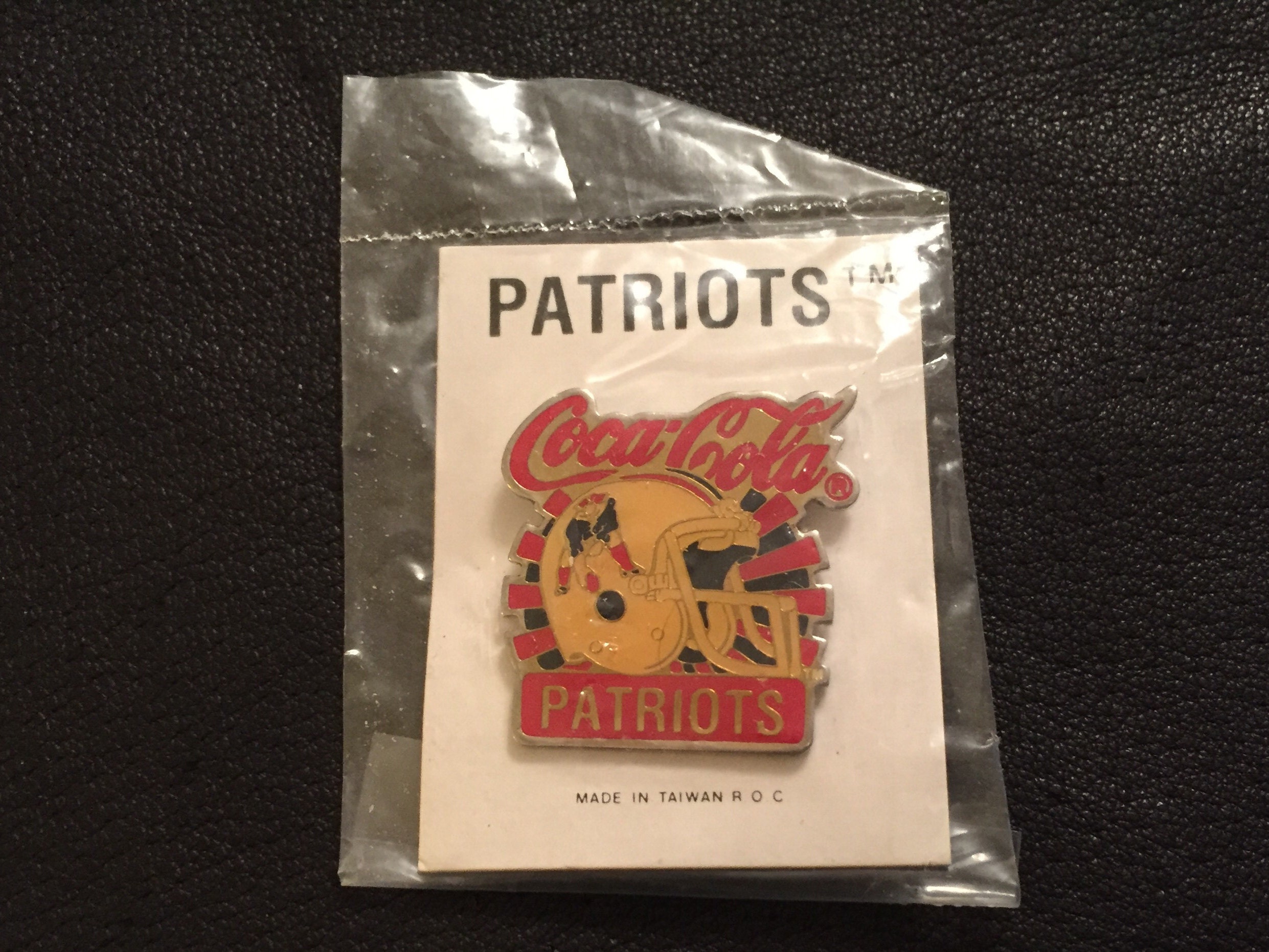New England Patriots NFL Pin Football 1980's Vintage - Etsy